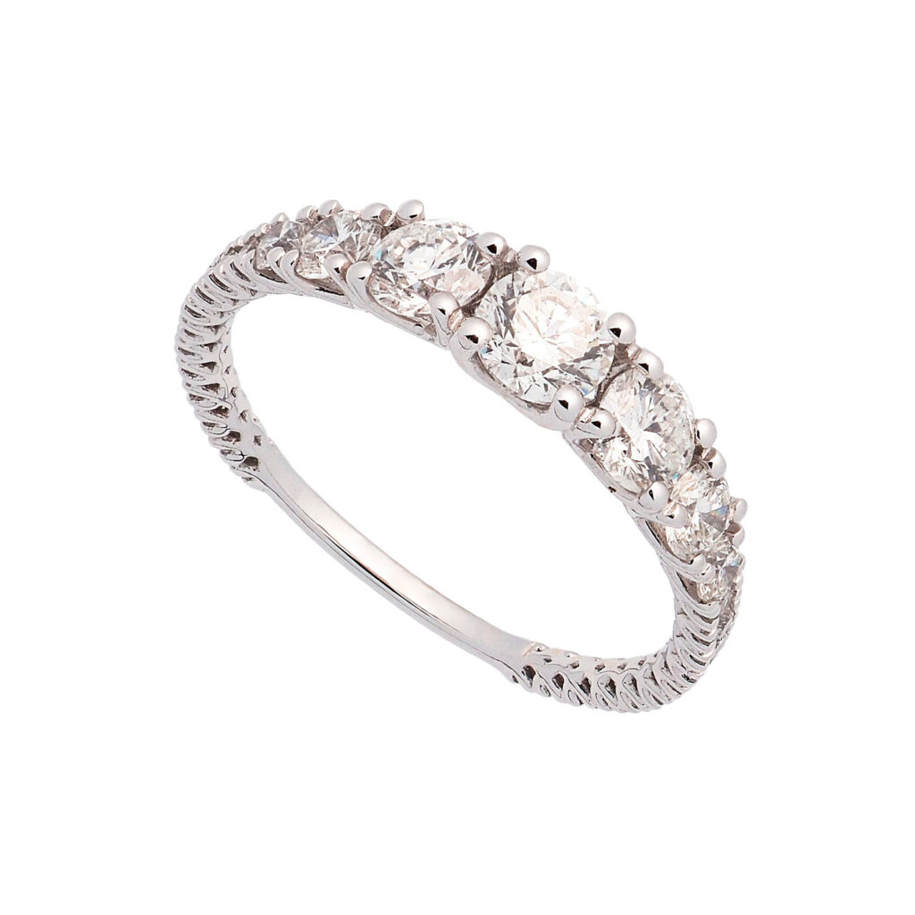 Anillo de oro blanco y diamantes – Joyería Pérez